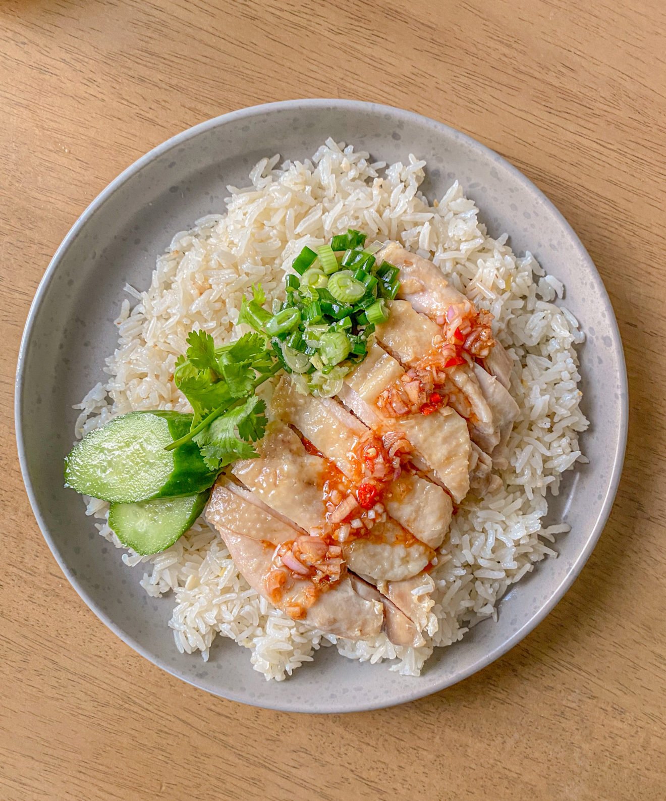 One Pot Chicken Rice - Hainanese Chicken Rice - Cook With Dana