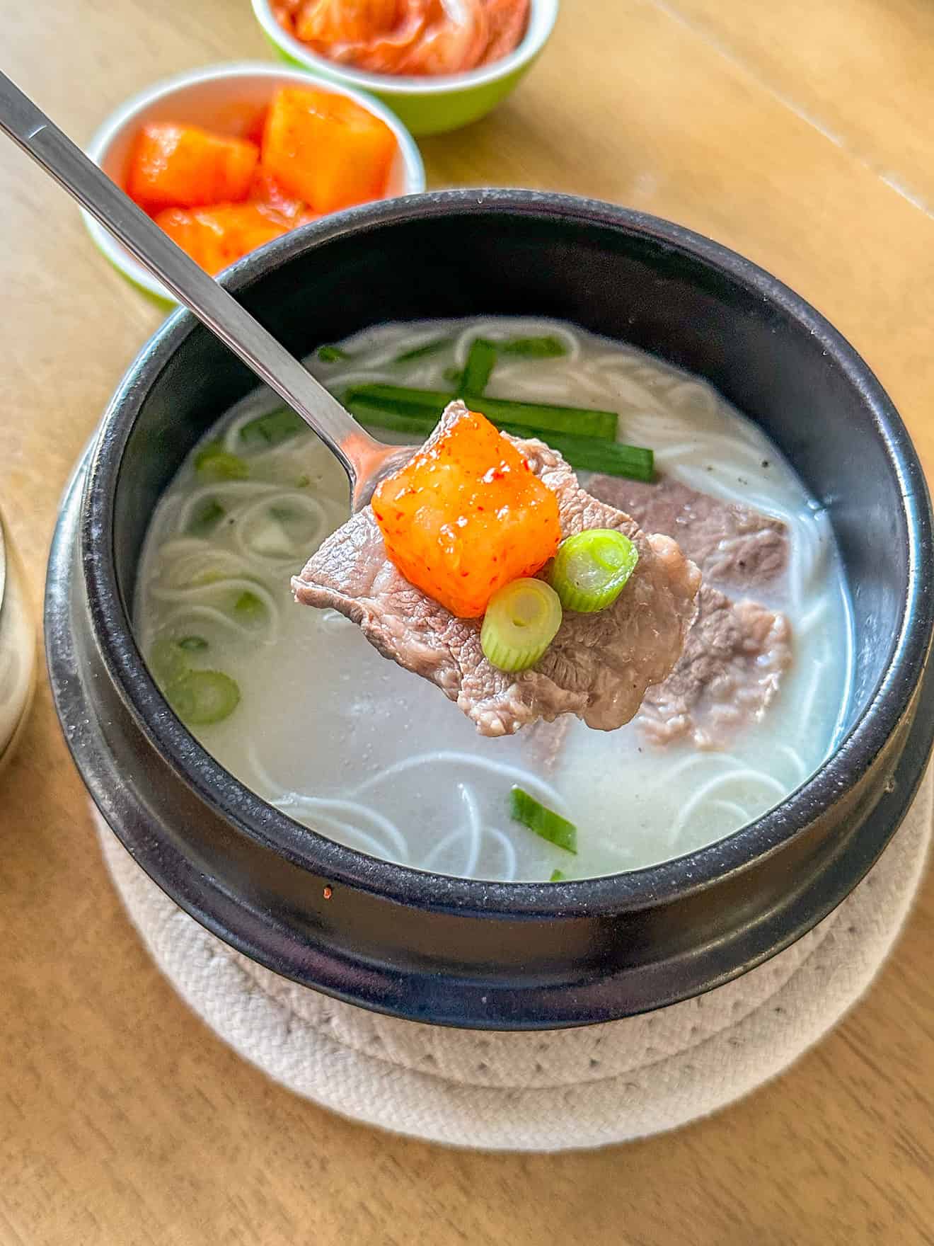 Easy Ox Bone Soup (Seolleongtang) - Cook With Dana