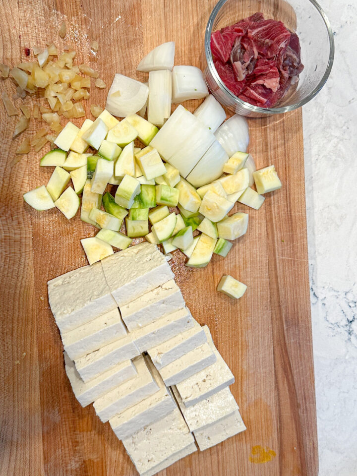 Doenjang Jjigae (Korean Fermented Soybean Paste Stew) - Cook With Dana