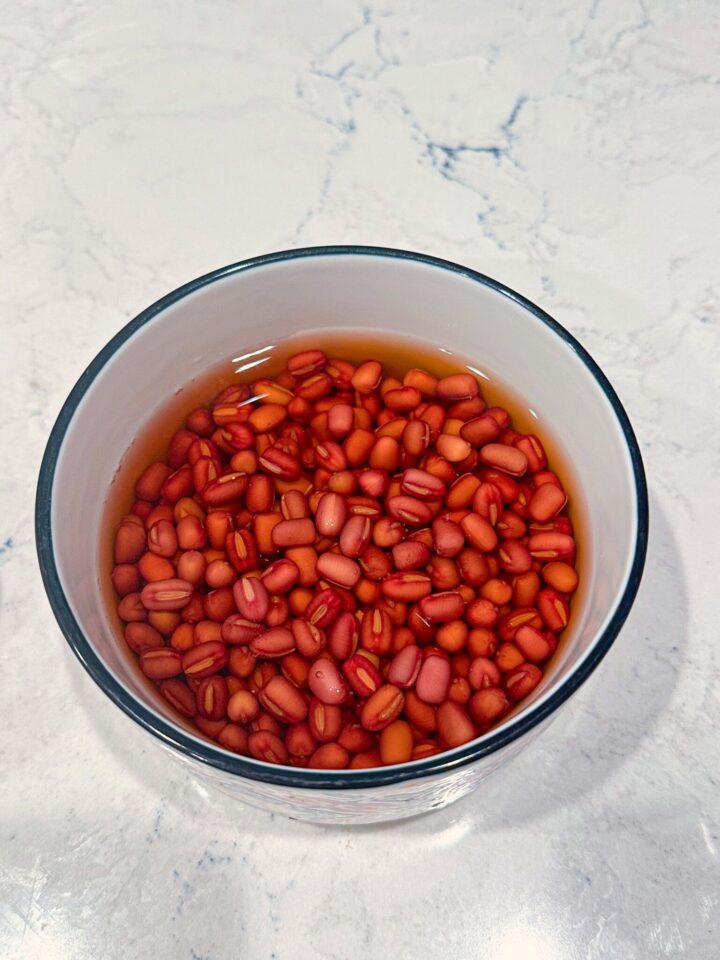 One Pot Red Bean Soup in Rice Cooker - Cook With Dana